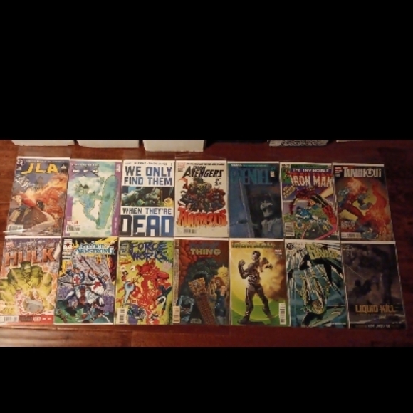 Marvel | Other | Lot Of 4 Marvel And Dc Comic Book Collection | Poshmark
